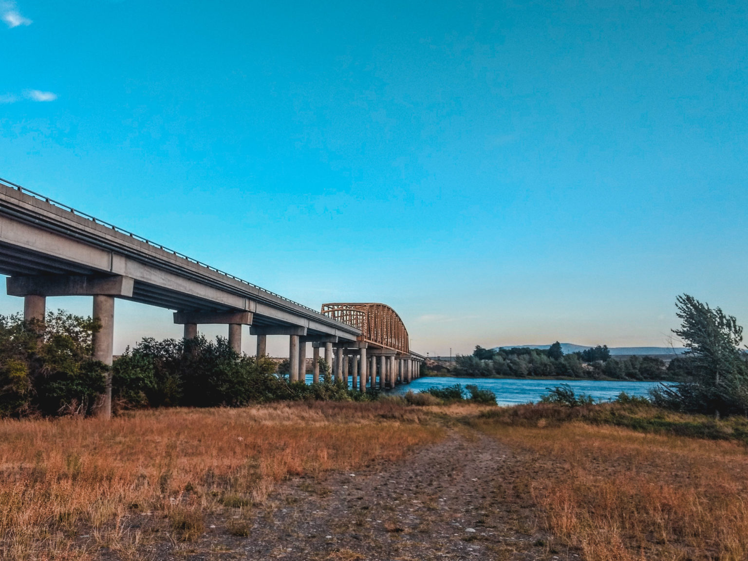 Vernita Bridge Water Access Site | Boondocker's Bible